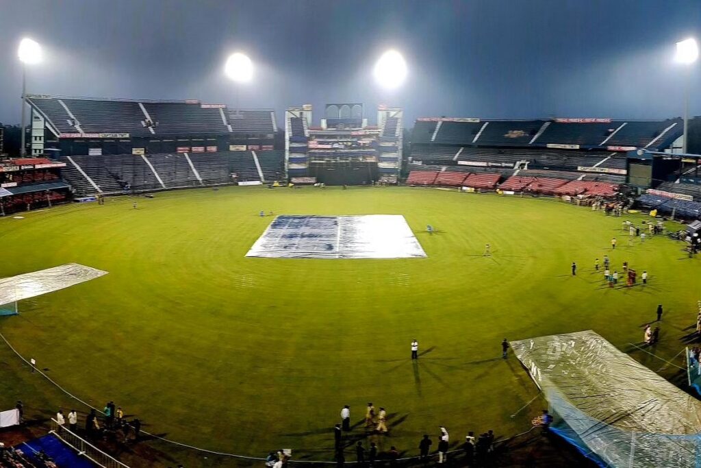 The Importance of Security Guards in Cricket Stadium | Star Viewer Team
